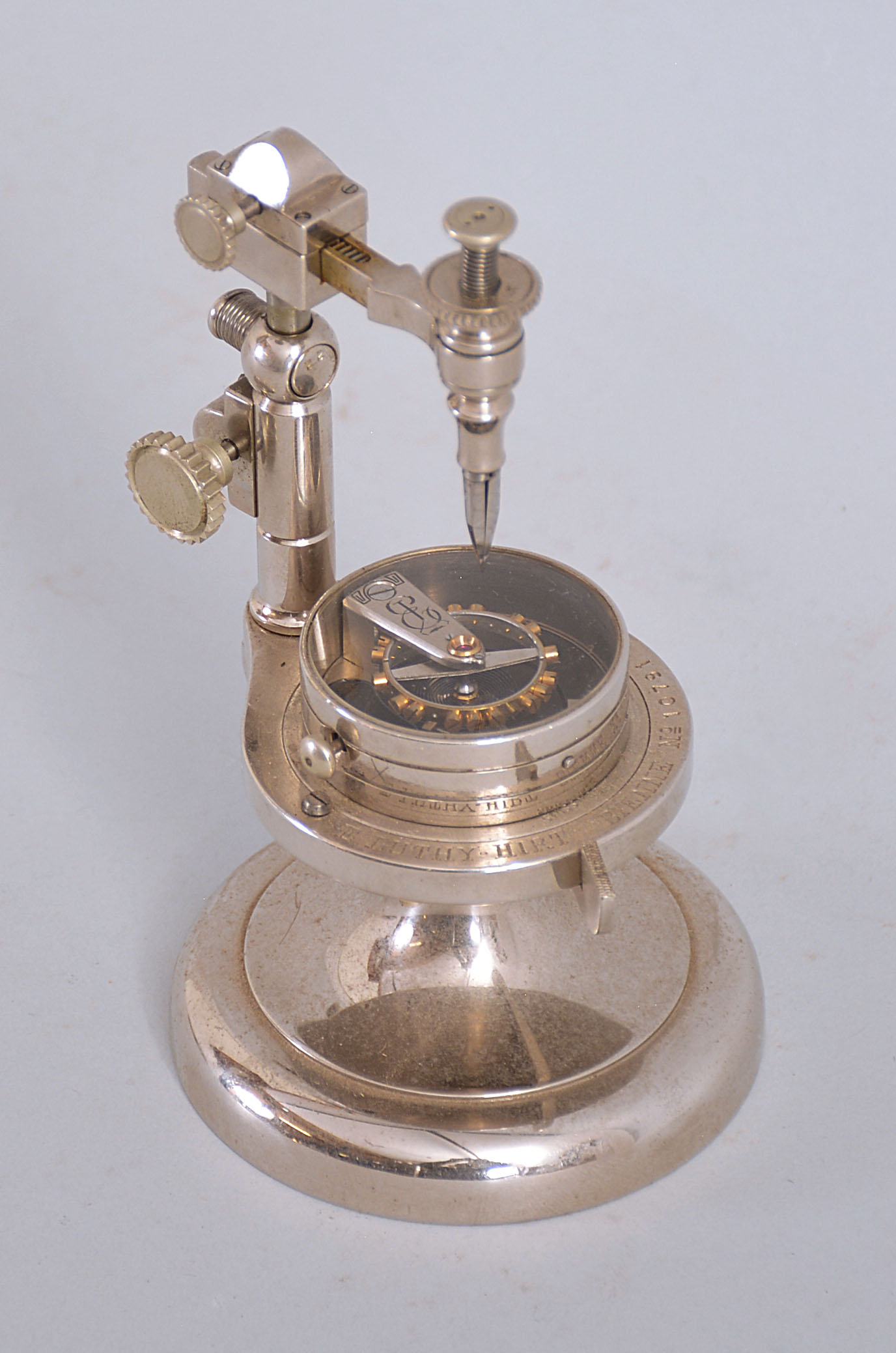 Watchmaker's hairspring vibrating tool