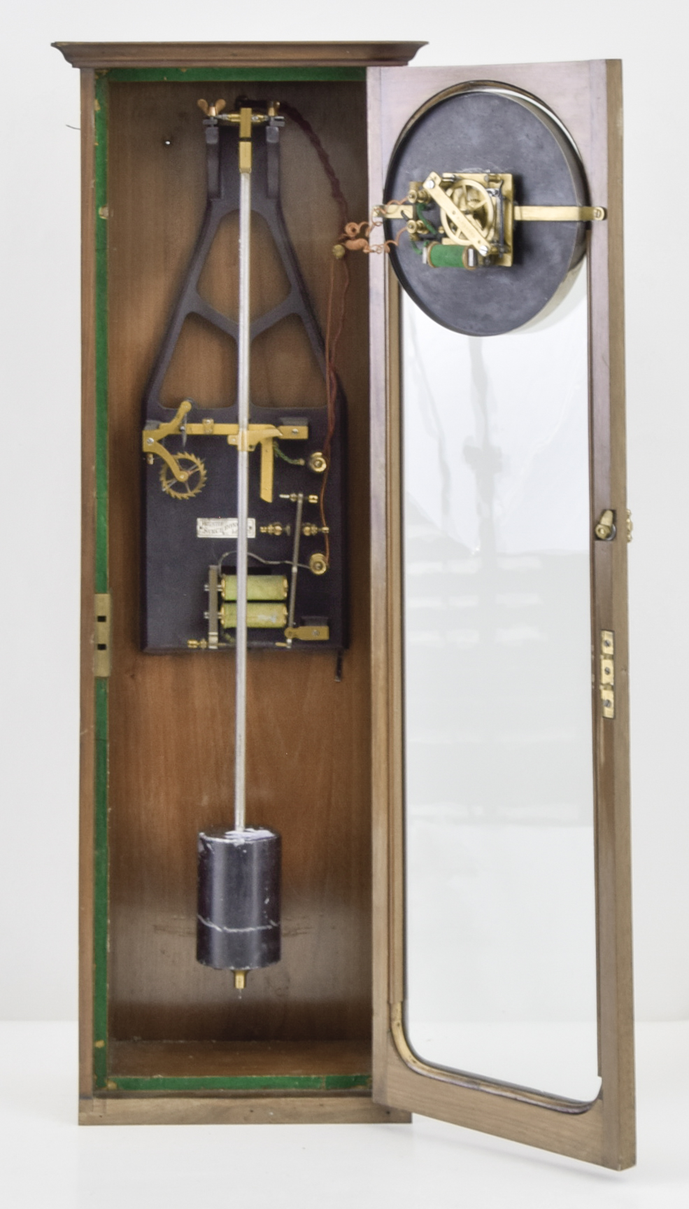 Early Synchronome 3/4 seconds beating master clock