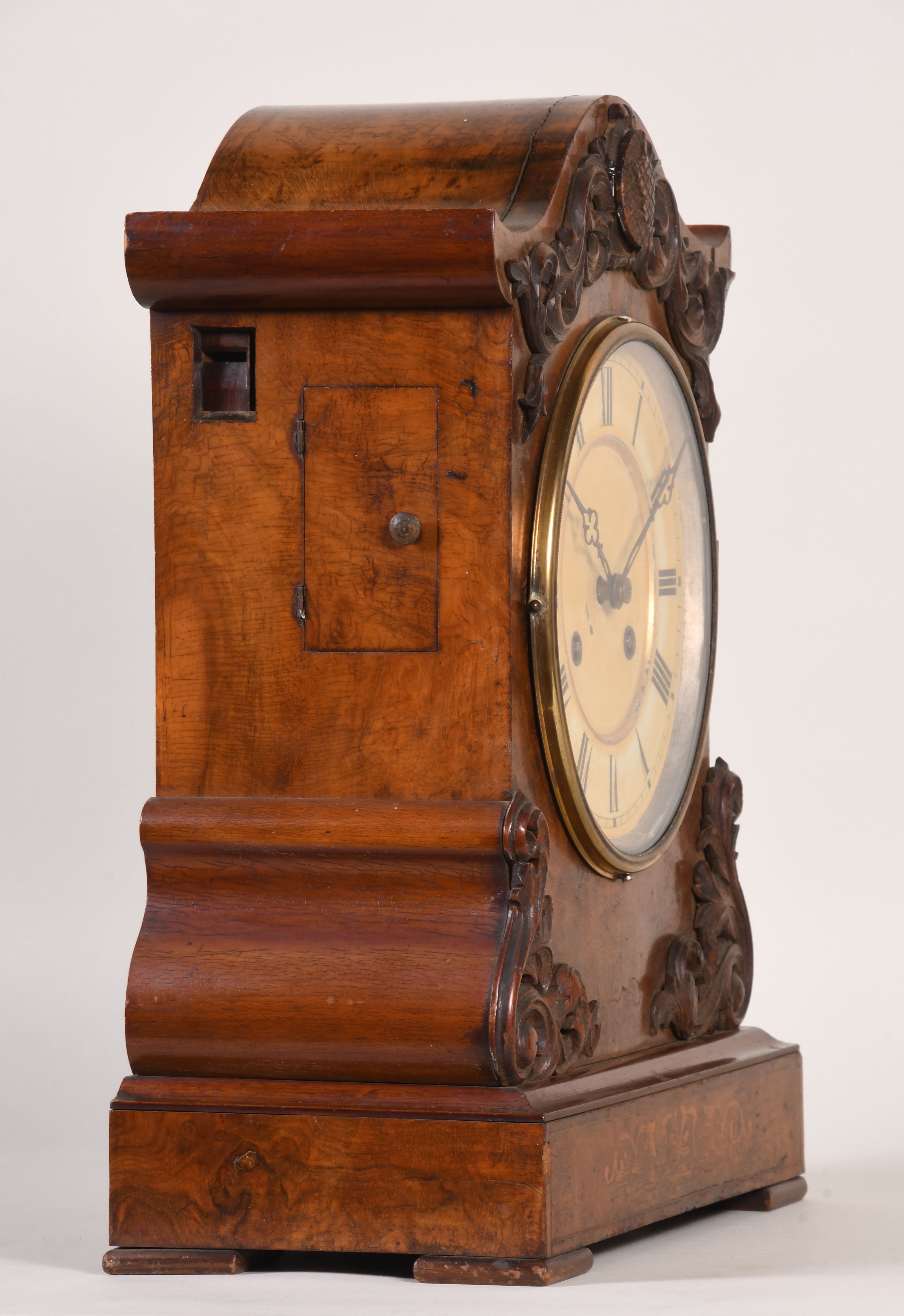 Johann Baptist Beha model 519 B shelf cuckoo clock