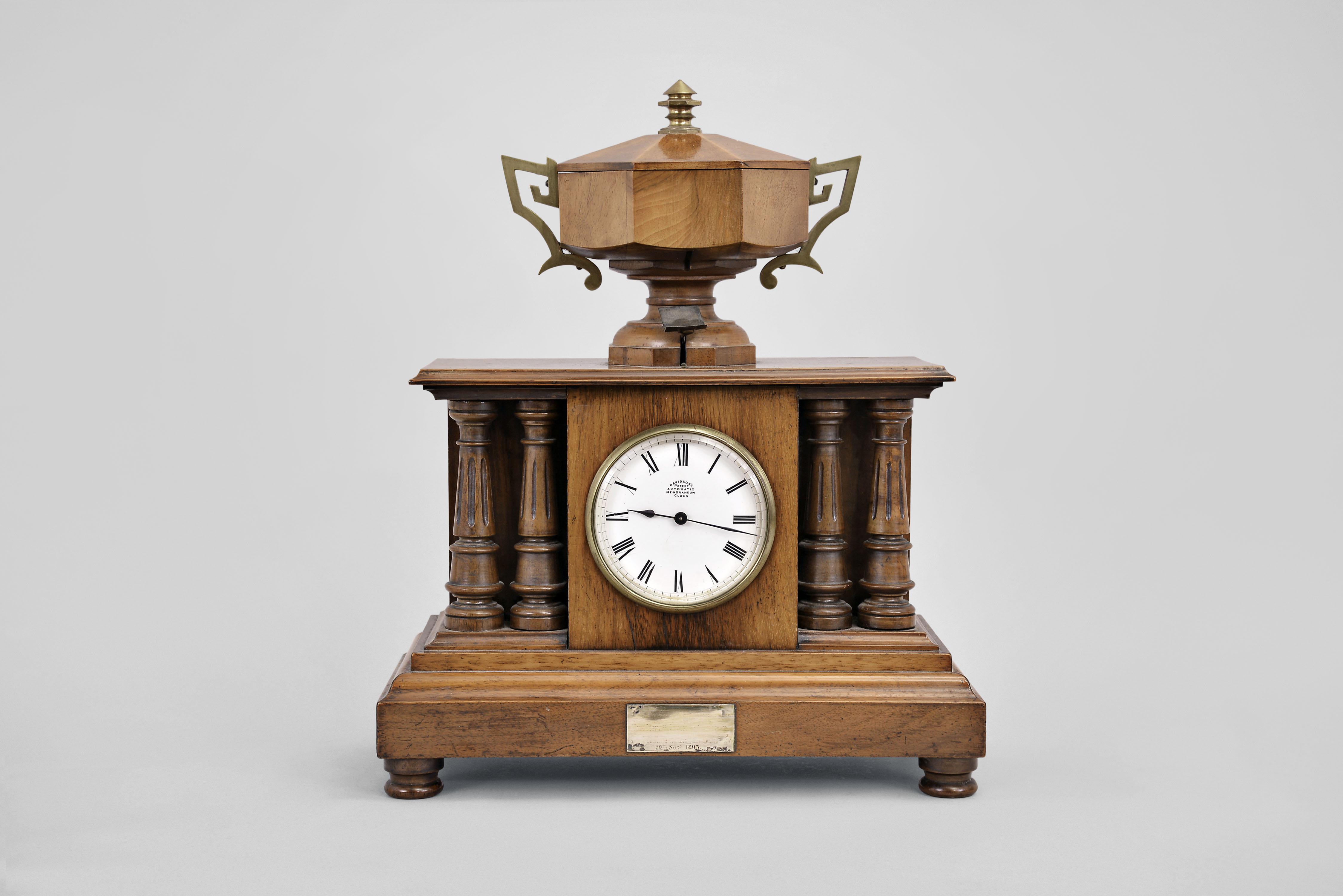 Davidson's Patent Automatic Memorandum Clock