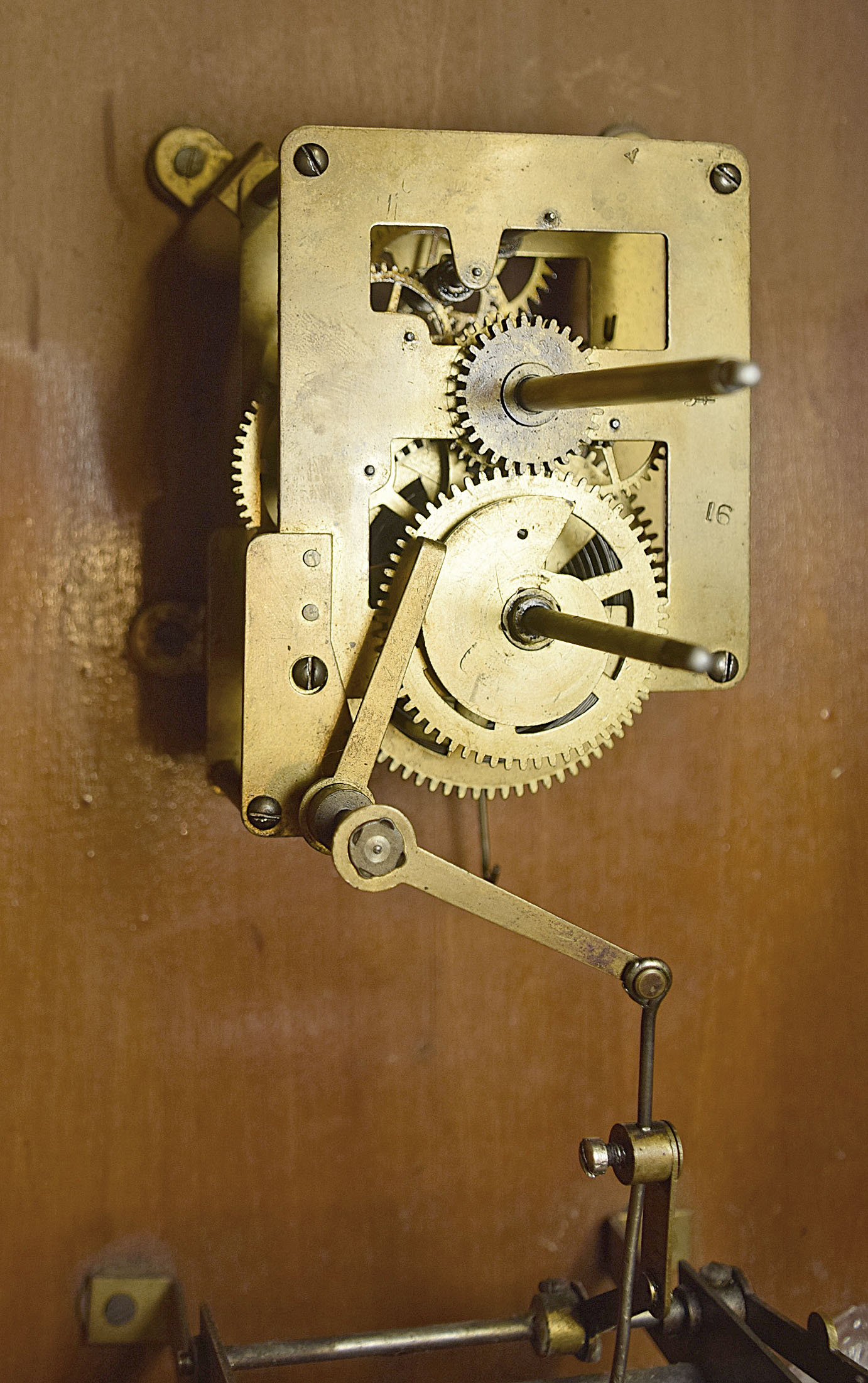 Waterbury Clock Co., Waterbury, Conn., "Peoria", 8 day, spri